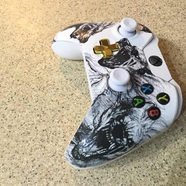 Custom white wolf xbox one controller - Controladores Acessórios (New ...