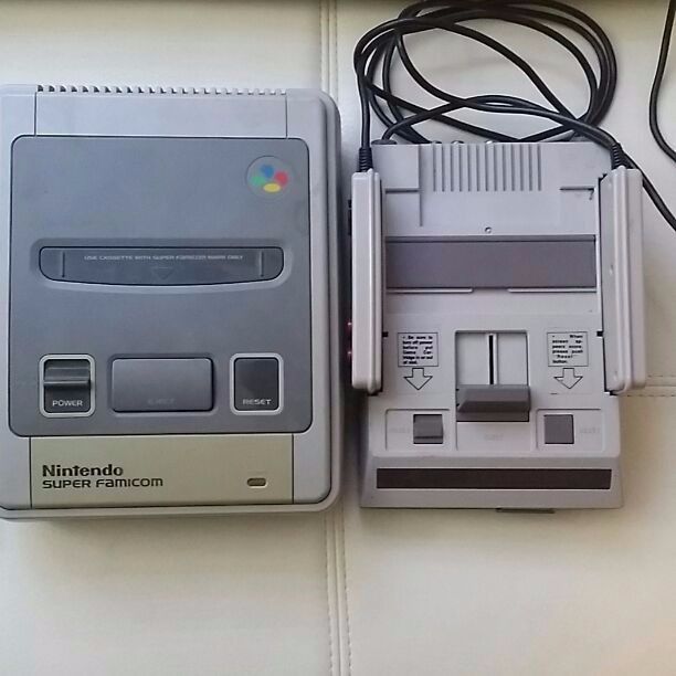 only nintendo famicom console whit 42 in 1 games - Super NES Consoles ...